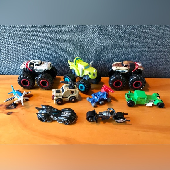 Mattel | Toys | Mix Lot Airplane Monster Truck Motorcycle Batman ...